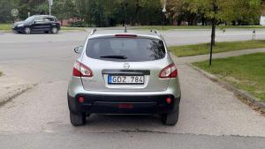 Grey Nissan Qashqai 2011 in Vilnius, with an engine capacity of 2.00 L and mileage of 205 thousand km for 3900 €, photo 7 on AUTOMOTO.COM.LV