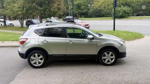 Grey Nissan Qashqai 2011 in Vilnius, with an engine capacity of 2.00 L and mileage of 205 thousand km for 3900 €, photo 10 on AUTOMOTO.COM.LV