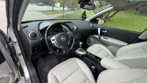 Grey Nissan Qashqai 2011 in Vilnius, with an engine capacity of 2.00 L and mileage of 205 thousand km for 3900 €, photo 16 on AUTOMOTO.COM.LV
