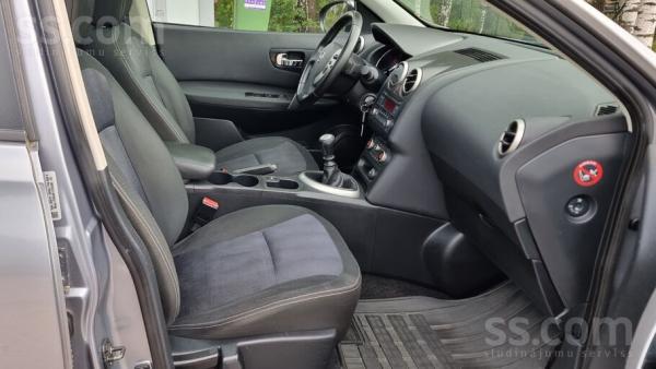 Grey Nissan Qashqai 2011 in Riga, with an engine capacity of 1.50 L and mileage of 217 thousand km for 4950 €, photo 11 on AUTOMOTO.COM.LV