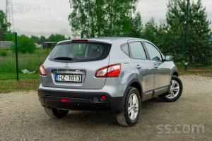 Pelēks Nissan Qashqai 2012 Rīga, ar dzinēja tilpumu 2.00 L un nobraukumu 0 tūkst. km par 6990 €, foto 6 vietnē AUTOMOTO.COM.LV