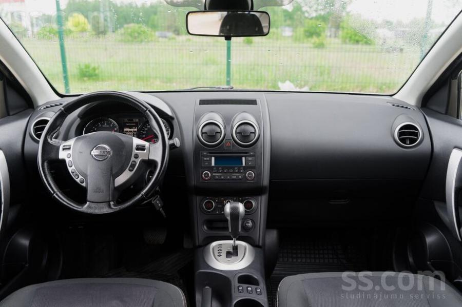 Pelēks Nissan Qashqai 2012 Rīga, ar dzinēja tilpumu 2.00 L un nobraukumu 0 tūkst. km par 6990 €, foto 10 vietnē AUTOMOTO.COM.LV