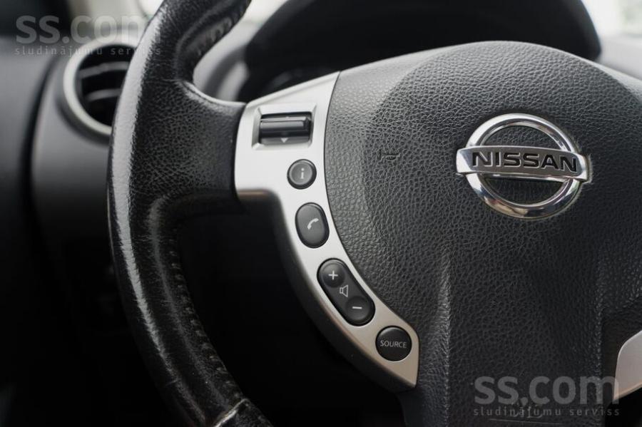 Pelēks Nissan Qashqai 2012 Rīga, ar dzinēja tilpumu 2.00 L un nobraukumu 0 tūkst. km par 6990 €, foto 15 vietnē AUTOMOTO.COM.LV
