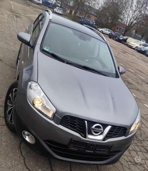 Grey Nissan Qashqai 2012 in Siauliai, with an engine capacity of 1.46 L and mileage of 206 thousand km for 5350 €, photo 6 on AUTOMOTO.COM.LV