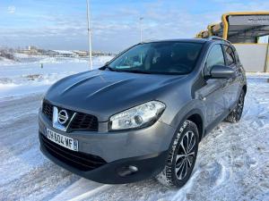 Grey Nissan Qashqai 2012 in Taurage, with an engine capacity of 1.60 L and mileage of 208 thousand km for 5700 €, photo 3 on AUTOMOTO.COM.LV