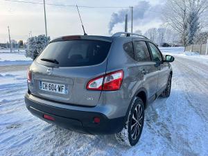Grey Nissan Qashqai 2012 in Taurage, with an engine capacity of 1.60 L and mileage of 208 thousand km for 5700 €, photo 4 on AUTOMOTO.COM.LV