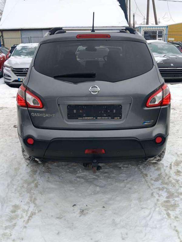 Grey Nissan Qashqai 2012 in Kaunas, with an engine capacity of 1.60 L and mileage of 243 thousand km for 4750 €, photo 6 on AUTOMOTO.COM.LV