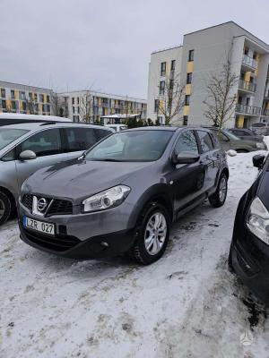 Grey Nissan Qashqai 2012 in Klaipeda, with an engine capacity of 1.46 L and mileage of 331 thousand km for 4200 €, photo  on AUTOMOTO.COM.LV