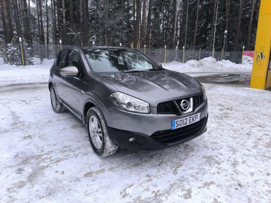 Grey Nissan Qashqai 2012 in Rokiskis, with an engine capacity of 1.60 L and mileage of 200 thousand km for 2150 €, photo 2 on AUTOMOTO.COM.LV
