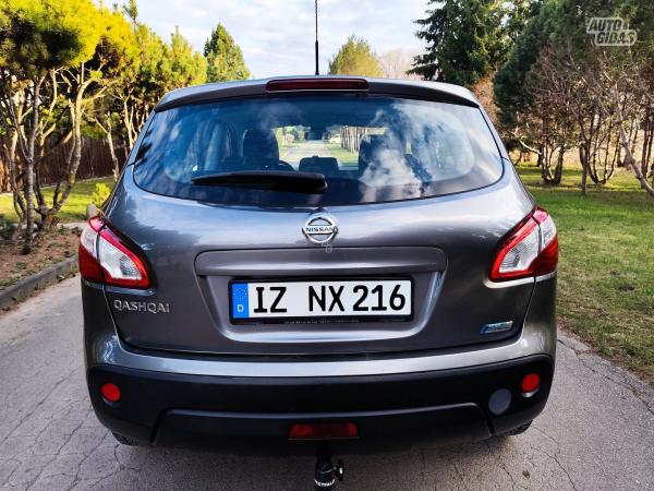 Pelēks Nissan Qashqai 2012 Mažeikiai, ar dzinēja tilpumu 1.60 L un nobraukumu 226 tūkst. km par 6200 €, foto 6 vietnē AUTOMOTO.COM.LV