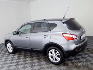 Pelēks Nissan Qashqai 2012 Tallina, ar dzinēja tilpumu 1.60 L un nobraukumu 233 tūkst. km par 3199 €, foto 5 vietnē AUTOMOTO.COM.LV