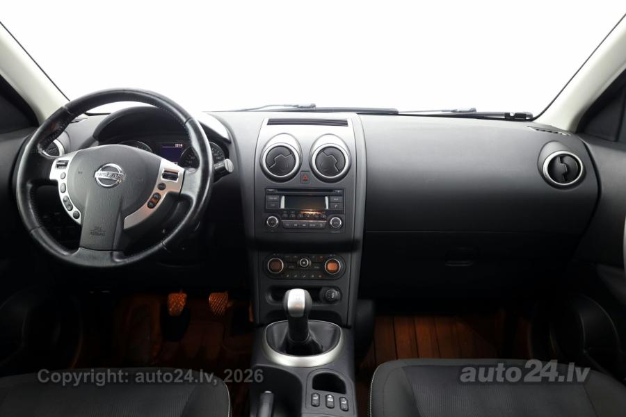 Pelēks Nissan Qashqai 2012 Tallina, ar dzinēja tilpumu 1.60 L un nobraukumu 233 tūkst. km par 3199 €, foto 6 vietnē AUTOMOTO.COM.LV