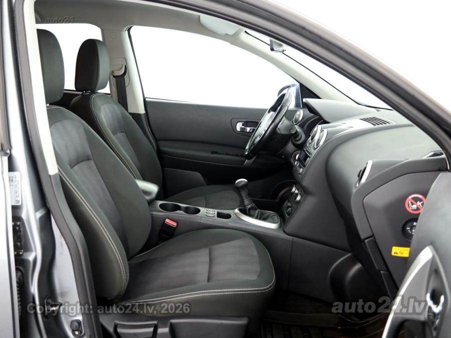 Pelēks Nissan Qashqai 2012 Tallina, ar dzinēja tilpumu 1.60 L un nobraukumu 233 tūkst. km par 3199 €, foto 7 vietnē AUTOMOTO.COM.LV