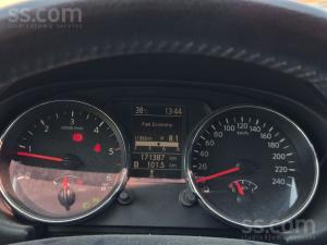 Grey Nissan Qashqai 2012 in Riga, with an engine capacity of 1.60 L and mileage of 171 thousand km for 4490 €, photo 15 on AUTOMOTO.COM.LV
