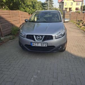 Grey Nissan Qashqai 2012 in Klaipeda, with an engine capacity of 1.60 L and mileage of 281 thousand km for 4000 €, photo  on AUTOMOTO.COM.LV