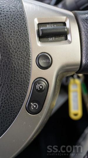 Grey Nissan Qashqai 2012 in Riga, with an engine capacity of 1.60 L and mileage of 171 thousand km for 4490 €, photo 22 on AUTOMOTO.COM.LV