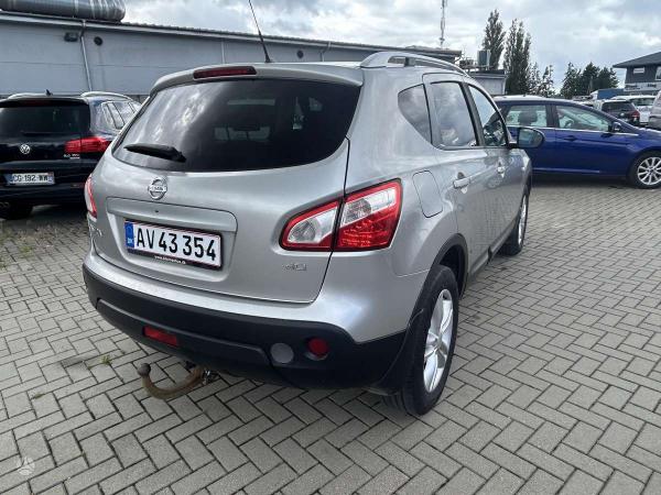 Pelēks Nissan Qashqai 2012 Tauragė, ar dzinēja tilpumu 1.46 L un nobraukumu 223 tūkst. km par 4750 €, foto 5 vietnē AUTOMOTO.COM.LV