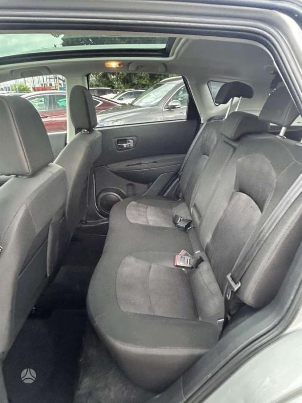 Pelēks Nissan Qashqai 2012 Tauragė, ar dzinēja tilpumu 1.46 L un nobraukumu 223 tūkst. km par 4750 €, foto 10 vietnē AUTOMOTO.COM.LV