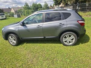 Grey Nissan Qashqai 2012 in Panevezys, with an engine capacity of 2.00 L and mileage of 62 thousand km for 6500 €, photo 4 on AUTOMOTO.COM.LV