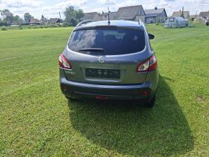 Grey Nissan Qashqai 2012 in Panevezys, with an engine capacity of 2.00 L and mileage of 62 thousand km for 6500 €, photo 7 on AUTOMOTO.COM.LV