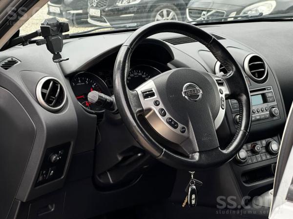 Pelēks Nissan Qashqai 2012 Jelgava, ar dzinēja tilpumu 2.00 L un nobraukumu 0 tūkst. km par 6700 €, foto 7 vietnē AUTOMOTO.COM.LV