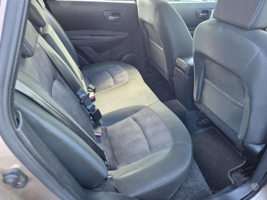 Pelēks Nissan Qashqai 2012 Utena, ar dzinēja tilpumu 1.60 L un nobraukumu 236 tūkst. km par 4800 €, foto 8 vietnē AUTOMOTO.COM.LV