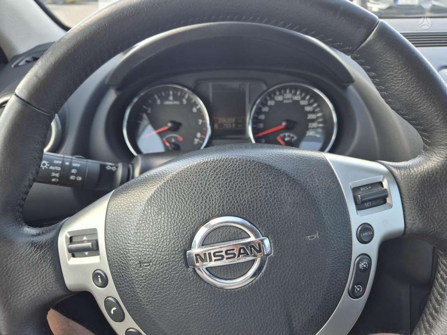 Pelēks Nissan Qashqai 2012 Utena, ar dzinēja tilpumu 1.60 L un nobraukumu 236 tūkst. km par 4800 €, foto 14 vietnē AUTOMOTO.COM.LV
