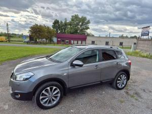 Grey Nissan Qashqai 2012 in Panevezys, with an engine capacity of 1.50 L and mileage of 223 thousand km for 5750 €, photo 6 on AUTOMOTO.COM.LV