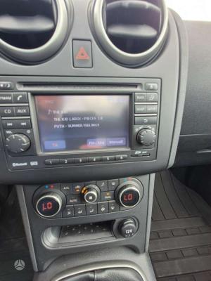 Grey Nissan Qashqai 2012 in Panevezys, with an engine capacity of 1.50 L and mileage of 223 thousand km for 5750 €, photo 14 on AUTOMOTO.COM.LV