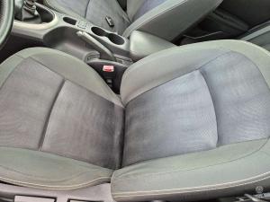 Grey Nissan Qashqai 2012 in Panevezys, with an engine capacity of 1.50 L and mileage of 223 thousand km for 5750 €, photo 16 on AUTOMOTO.COM.LV