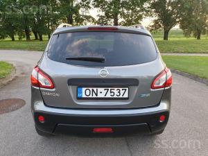 Pelēks Nissan Qashqai 2012 Daugavpils, ar dzinēja tilpumu 1.60 L un nobraukumu 0 tūkst. km par 4950 €, foto 6 vietnē AUTOMOTO.COM.LV