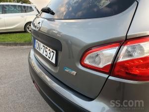 Pelēks Nissan Qashqai 2012 Daugavpils, ar dzinēja tilpumu 1.60 L un nobraukumu 0 tūkst. km par 4950 €, foto 12 vietnē AUTOMOTO.COM.LV