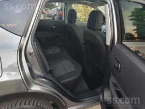 Pelēks Nissan Qashqai 2012 Daugavpils, ar dzinēja tilpumu 1.60 L un nobraukumu 0 tūkst. km par 4950 €, foto 25 vietnē AUTOMOTO.COM.LV