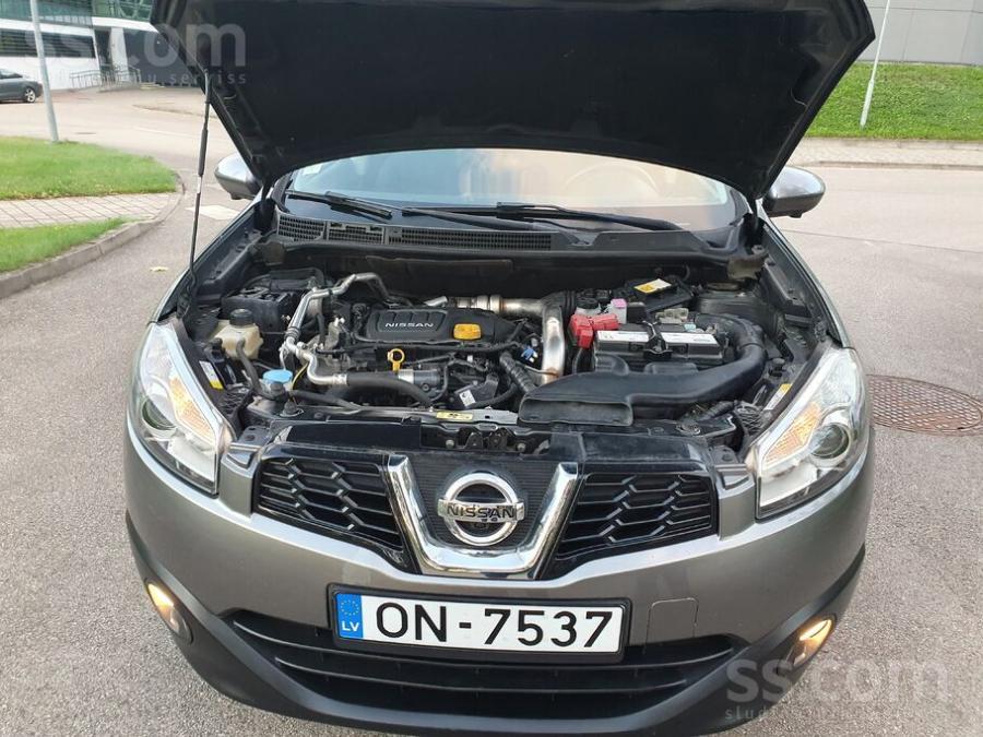 Pelēks Nissan Qashqai 2012 Daugavpils, ar dzinēja tilpumu 1.60 L un nobraukumu 0 tūkst. km par 4950 €, foto 31 vietnē AUTOMOTO.COM.LV