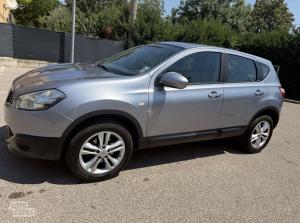 Grey Nissan Qashqai 2012 in Kaunas, with an engine capacity of 1.60 L and mileage of 296 thousand km for 4200 €, photo 3 on AUTOMOTO.COM.LV