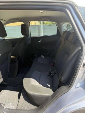 Grey Nissan Qashqai 2012 in Kaunas, with an engine capacity of 1.60 L and mileage of 296 thousand km for 4200 €, photo 12 on AUTOMOTO.COM.LV
