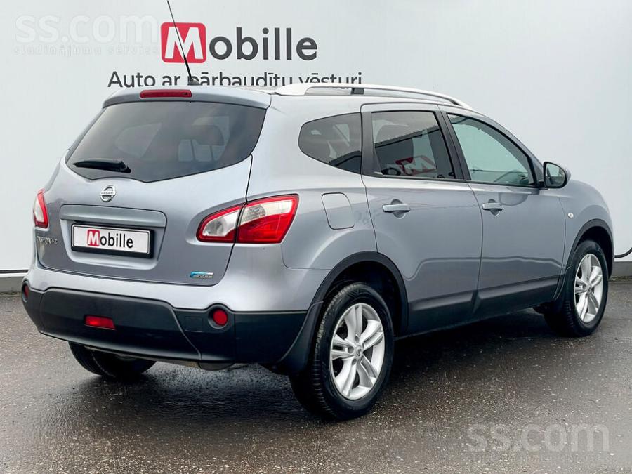 Pelēks Nissan Qashqai 2013 Rīga, ar dzinēja tilpumu 1.60 L un nobraukumu 207 tūkst. km par 5850 €, foto 7 vietnē AUTOMOTO.COM.LV