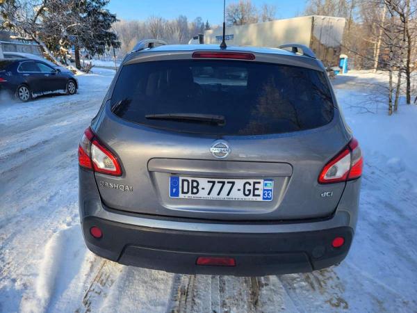 Pelēks Nissan Qashqai 2013 Kauņa, ar dzinēja tilpumu 1.46 L un nobraukumu 248 tūkst. km par 4650 €, foto 6 vietnē AUTOMOTO.COM.LV