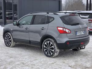 Pelēks Nissan Qashqai 2013 Tauragė, ar dzinēja tilpumu 1.60 L un nobraukumu 260 tūkst. km par 5600 €, foto 5 vietnē AUTOMOTO.COM.LV
