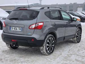 Pelēks Nissan Qashqai 2013 Tauragė, ar dzinēja tilpumu 1.60 L un nobraukumu 260 tūkst. km par 5600 €, foto 7 vietnē AUTOMOTO.COM.LV