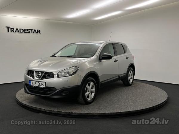 Grey Nissan Qashqai 2013 in Parnu, with an engine capacity of 1.50 L and mileage of 218 thousand km for 5990 €, photo 1 on AUTOMOTO.COM.LV