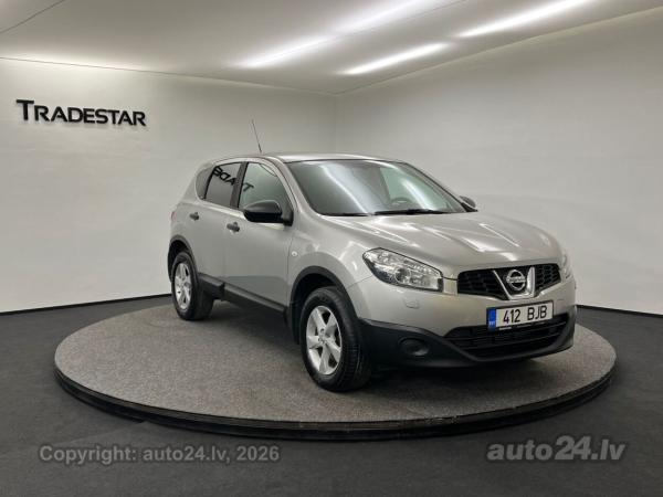 Grey Nissan Qashqai 2013 in Parnu, with an engine capacity of 1.50 L and mileage of 218 thousand km for 5990 €, photo 3 on AUTOMOTO.COM.LV
