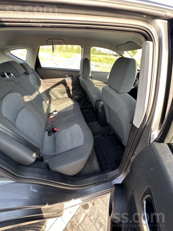 Pelēks Nissan Qashqai 2013 Jelgava, ar dzinēja tilpumu 1.60 L un nobraukumu 221 tūkst. km par 4650 €, foto 9 vietnē AUTOMOTO.COM.LV
