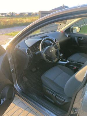 Grey Nissan Qashqai 2013 in Kaunas, with an engine capacity of 1.60 L and mileage of 241 thousand km for 2500 €, photo 4 on AUTOMOTO.COM.LV