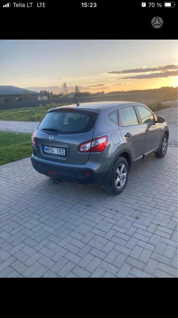 Grey Nissan Qashqai 2013 in Kaunas, with an engine capacity of 1.60 L and mileage of 241 thousand km for 2500 €, photo 4 on AUTOMOTO.COM.LV