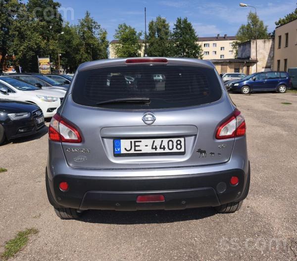 Pelēks Nissan Qashqai 2013 Jelgava, ar dzinēja tilpumu 1.60 L un nobraukumu 0 tūkst. km par 4490 €, foto 6 vietnē AUTOMOTO.COM.LV