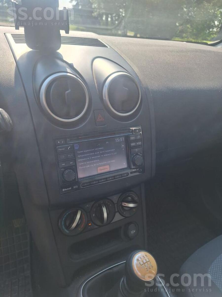 Pelēks Nissan Qashqai 2013 Saldus, ar dzinēja tilpumu 1.50 L un nobraukumu 242 tūkst. km par 4300 €, foto 8 vietnē AUTOMOTO.COM.LV