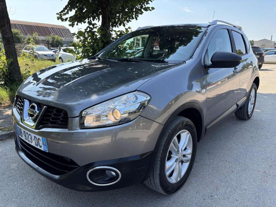 Pelēks Nissan Qashqai 2013 Tauragė, ar dzinēja tilpumu 1.60 L un nobraukumu 178 tūkst. km par 4900 €, foto 1 vietnē AUTOMOTO.COM.LV