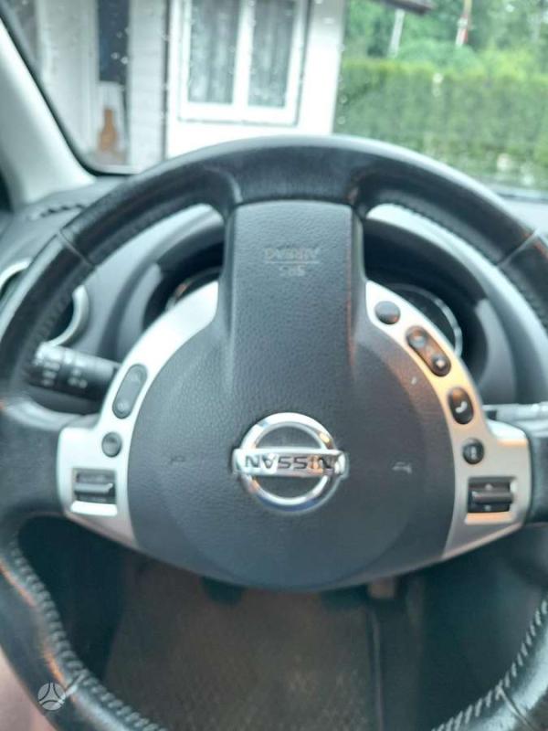 Pelēks Nissan Qashqai 2013 Mažeikiai, ar dzinēja tilpumu 1.50 L un nobraukumu 218 tūkst. km par 4800 €, foto 3 vietnē AUTOMOTO.COM.LV