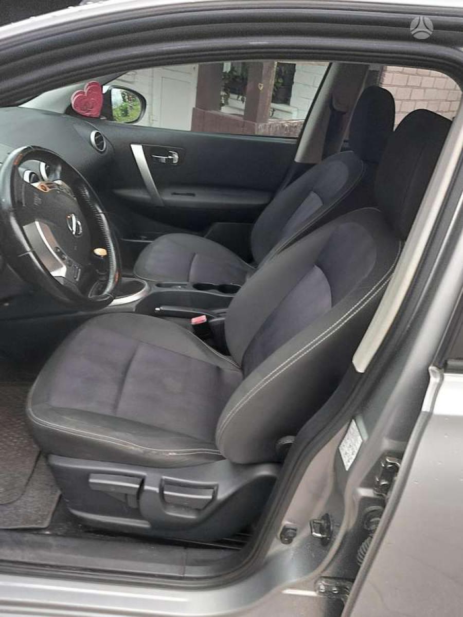Pelēks Nissan Qashqai 2013 Mažeikiai, ar dzinēja tilpumu 1.50 L un nobraukumu 218 tūkst. km par 4800 €, foto 7 vietnē AUTOMOTO.COM.LV